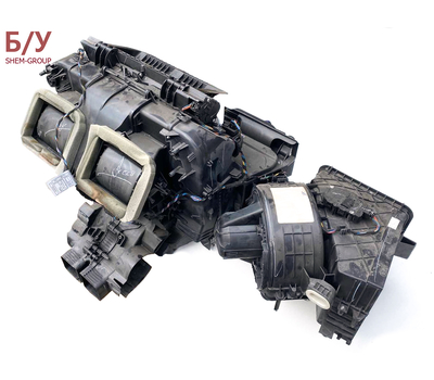 Спиральный корпус с откидной крышкой блока радиатора / отопителя ...